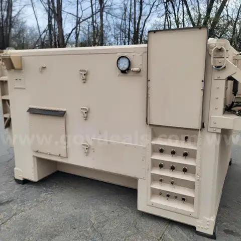 GICHNER Shelter systems ham Radio station S-788 | GovDeals