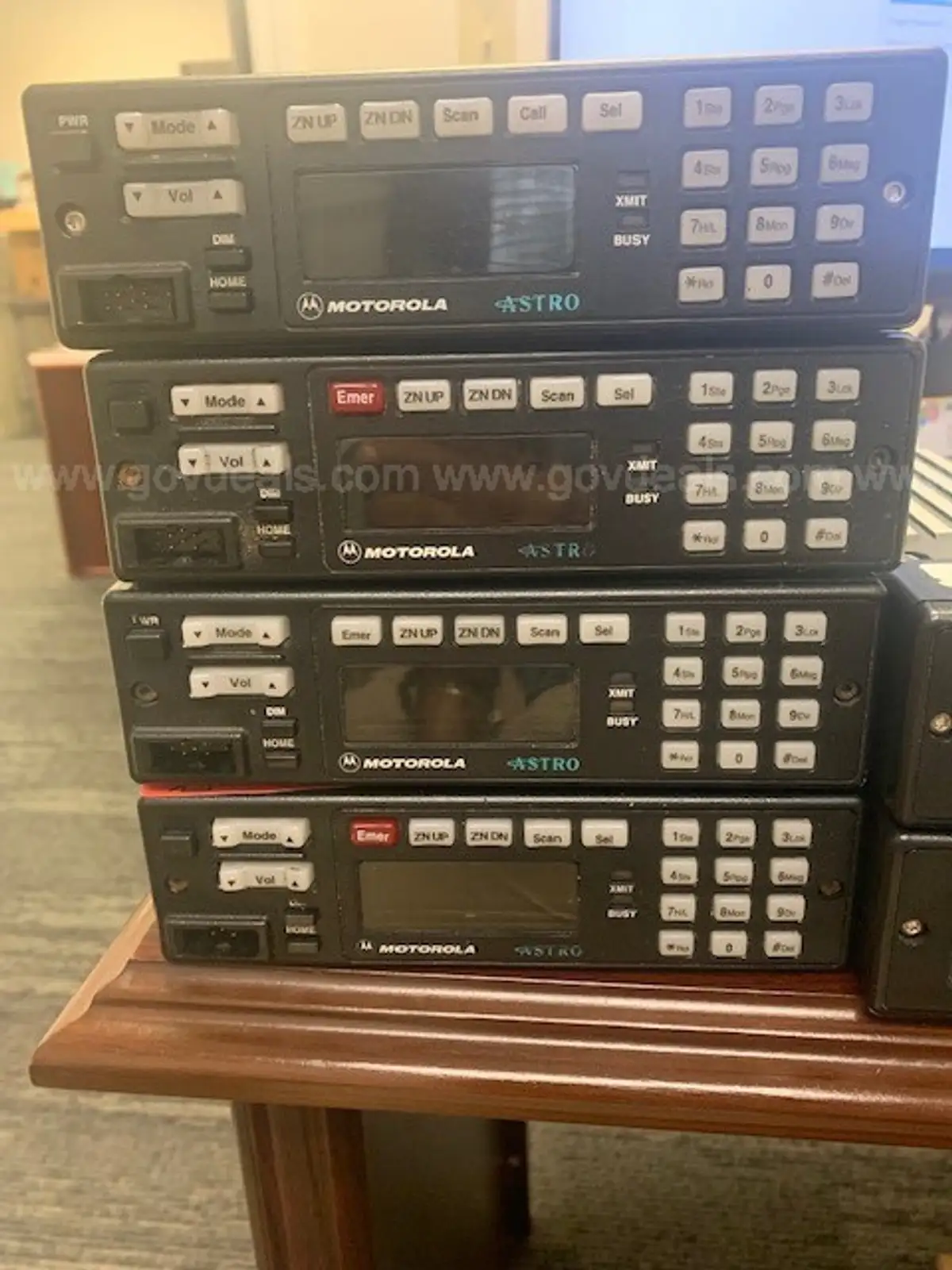 1 Lot of Motorola ASTRO XTL 5000 Digital Mobile Radios | AllSurplus