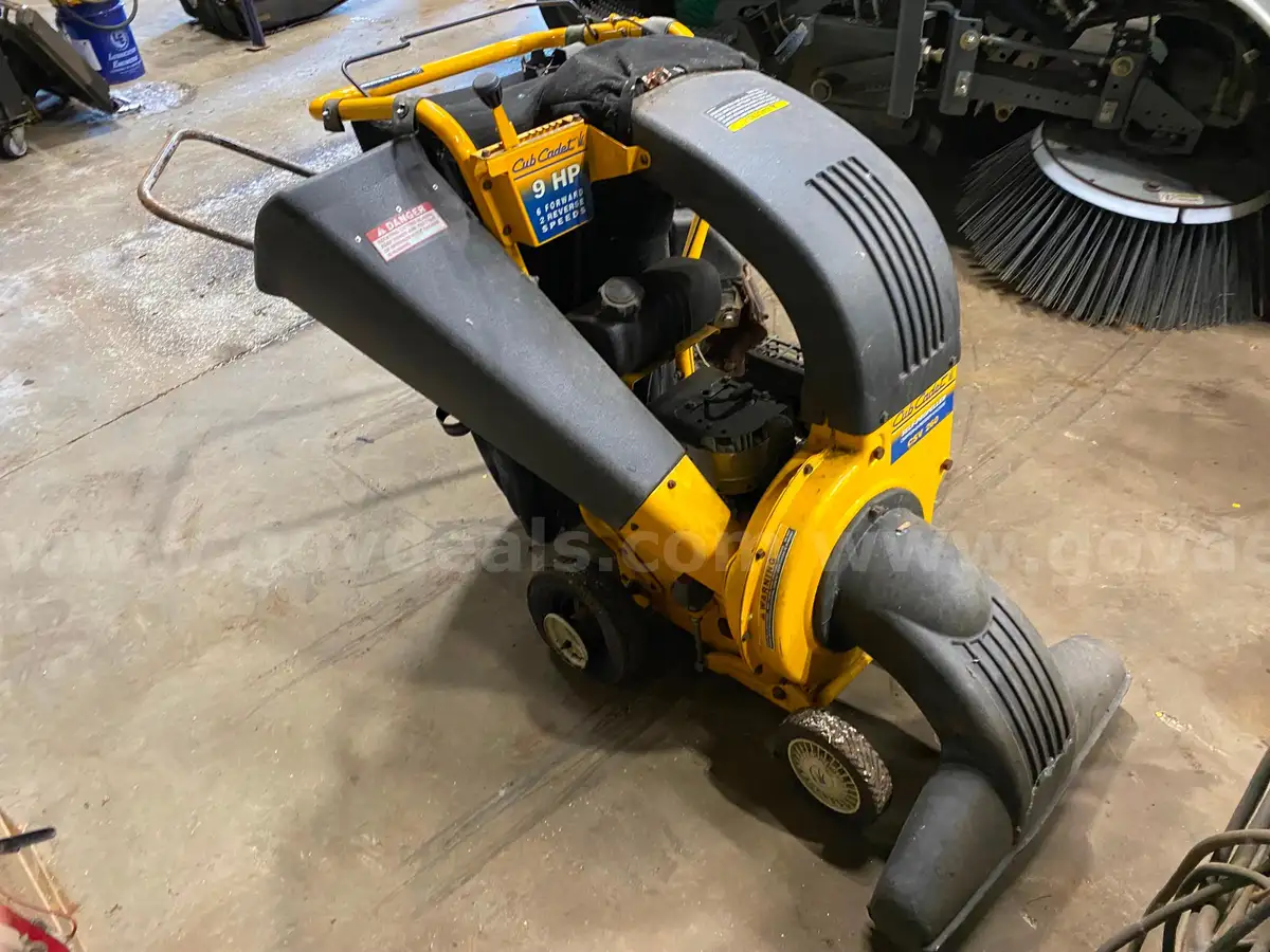 Cub Cadet CHIPPER SHREDDER VACUUM | AllSurplus