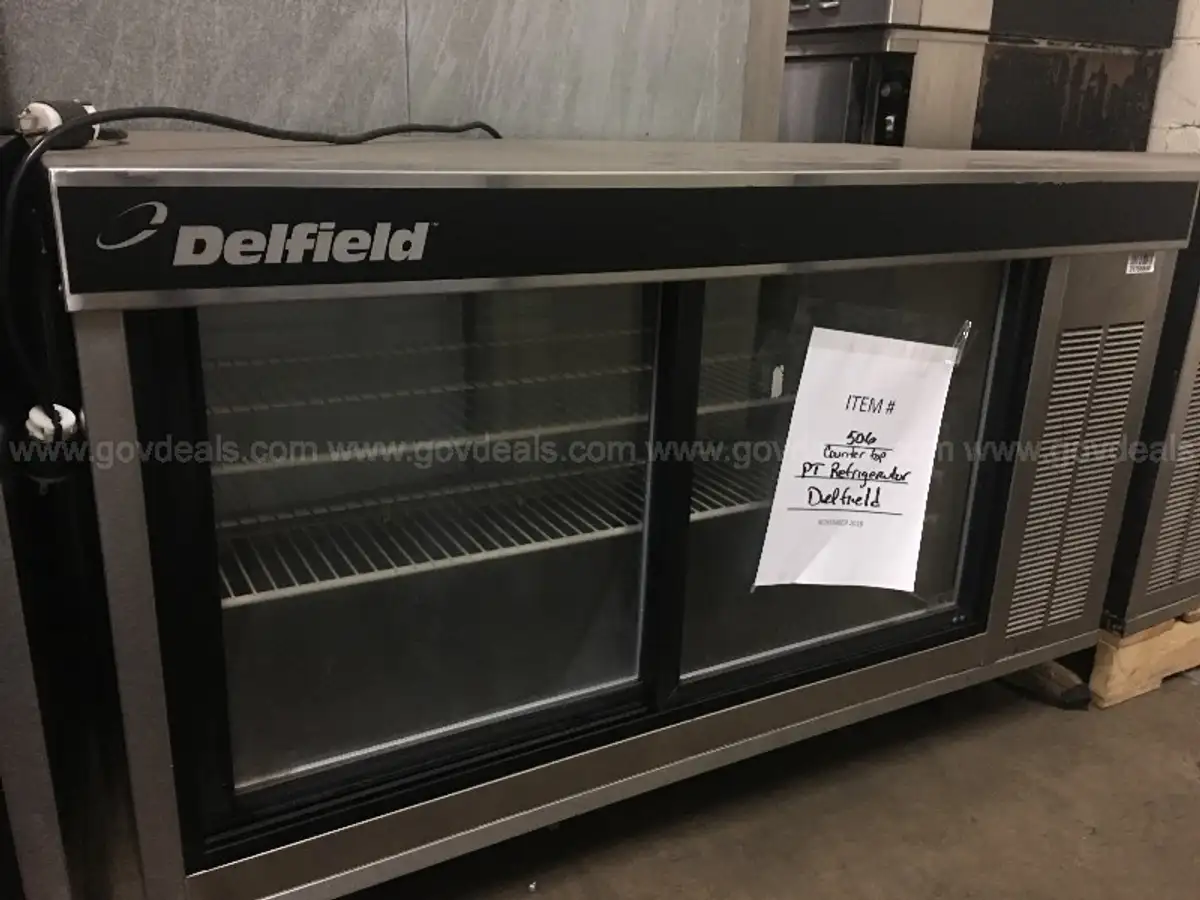 Delfield PT Countertop Refrigerator | GovDeals