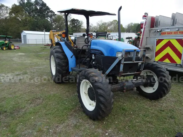 2001 New Holland TN65S Tractor | GovDeals