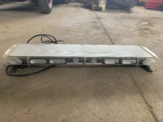 WHELEN Light Bar | GovDeals