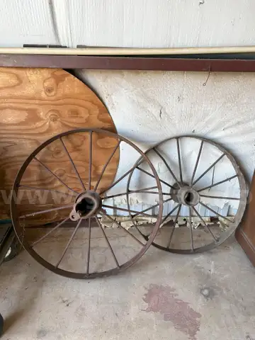 Wagon wheels | GovDeals