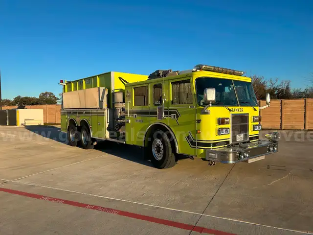 2000 Pierce Dash, 3000 Gallon Tender Tanker | GovDeals