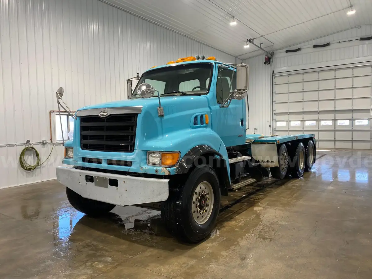 2000 Sterling LT9500 | AllSurplus