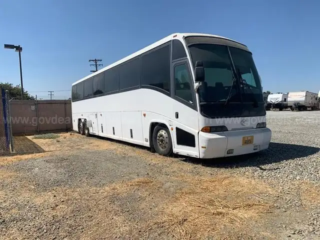 1998 MCI 102EL3 Intercity Coach, 55 Passenger | AllSurplus
