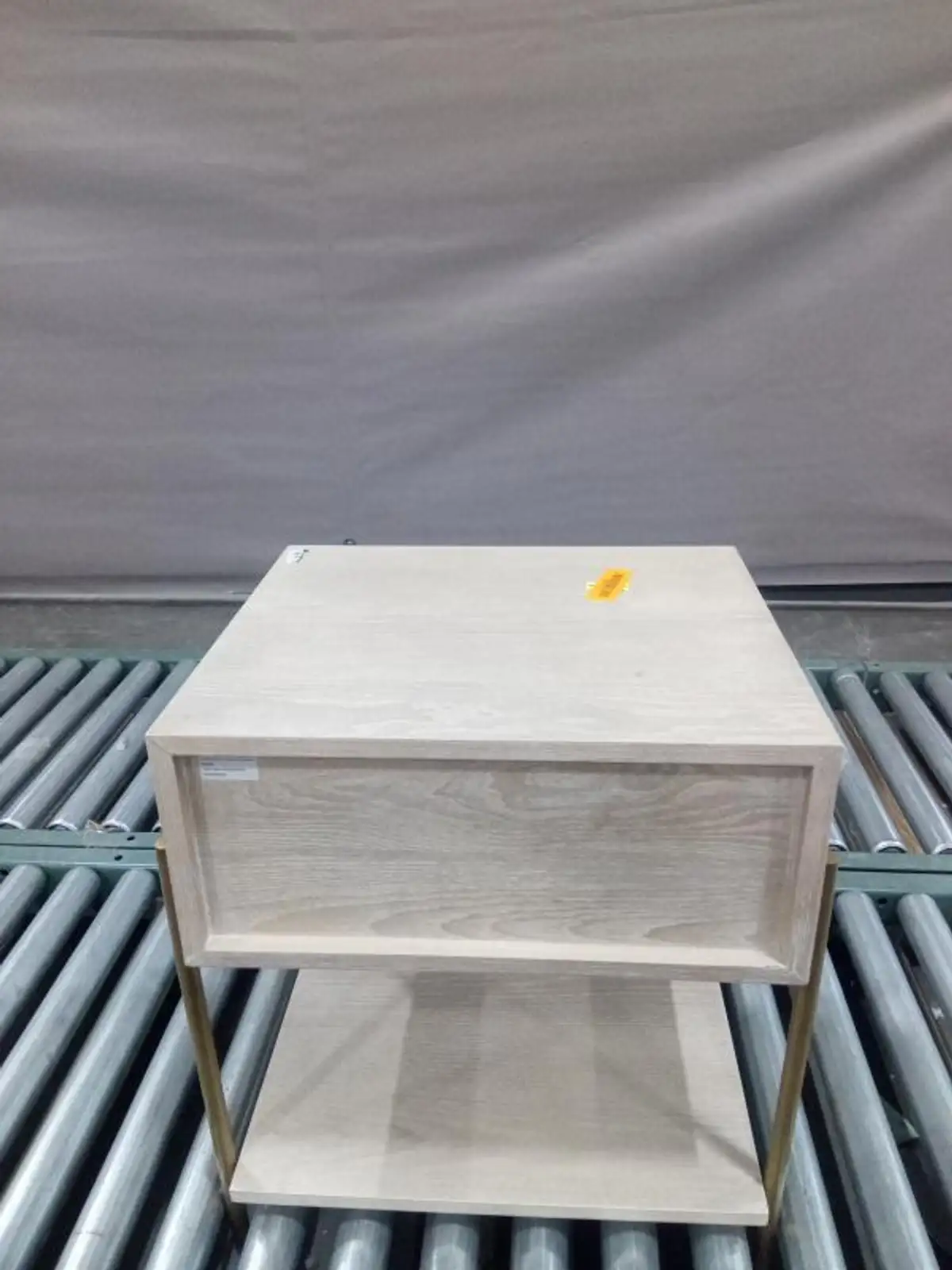 Natural Luxe Accent Table | AllSurplus | Pittston