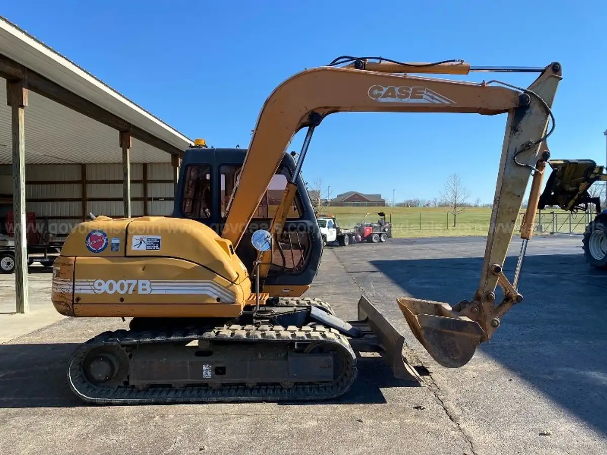 Case 9007B Track Hoe | AllSurplus