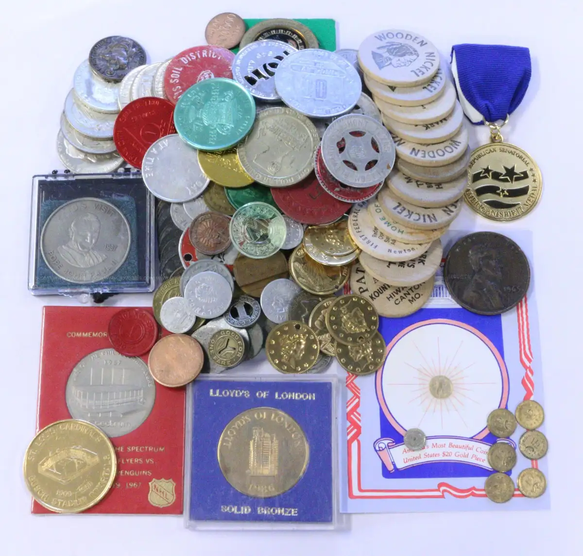 258 Assorted Tokens, Commemorative Coins, and Play Coins | GovDeals