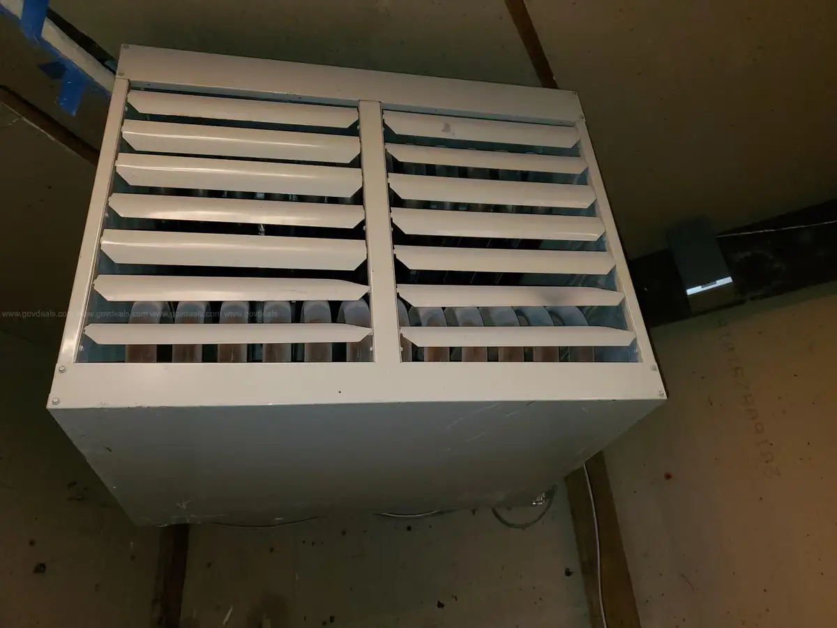 lennox 350k btu overhead heater | AllSurplus