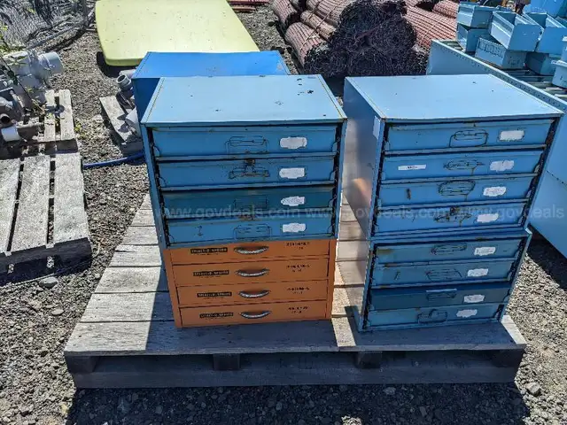 Lot of 6 Bulk Hardware Drawers | AllSurplus