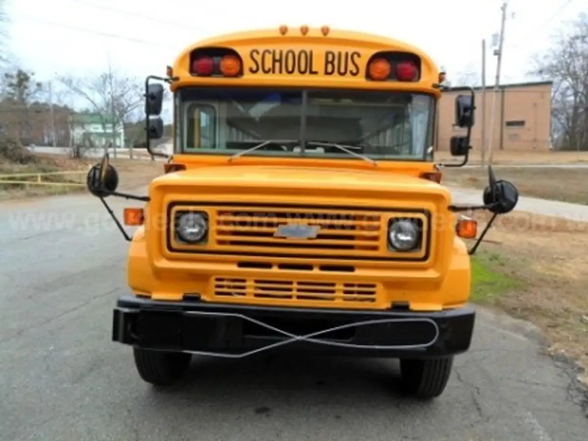 1986 Chevrolet / Bluebird School Bus | GovDeals