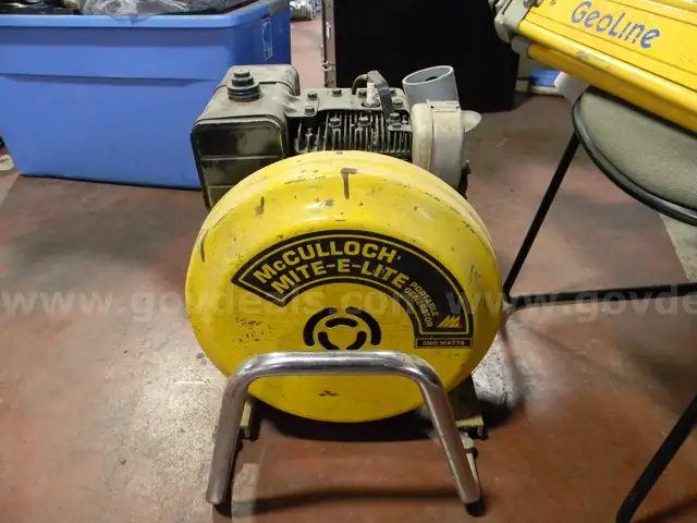 McCulloch Mite-E-Lite 3300 Watt Portable Generator | GovDeals