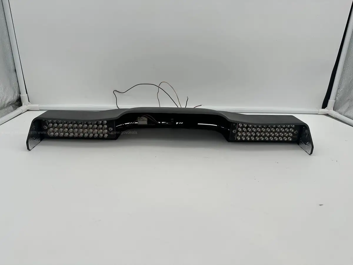 WHELEN CVPI CROWN VIC VICTORIA RED BLUE LED 3rd BRAKE LIGHT DECK LAMP ...