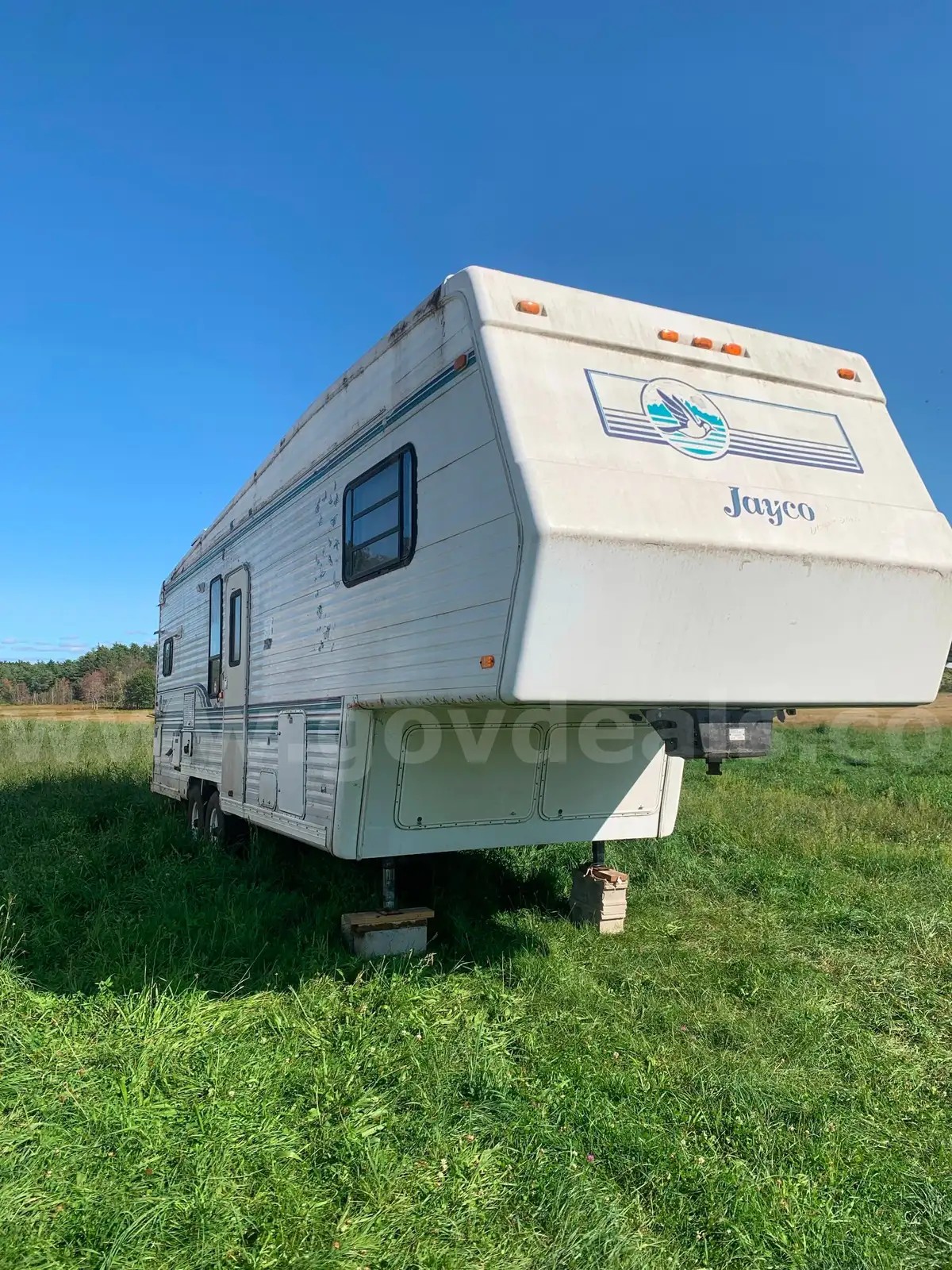 1996 JAYCO 30ft 5TH WHEEL CAMPER TRAILER WITH SLIDEOUT SLIDE OUT | GovDeals