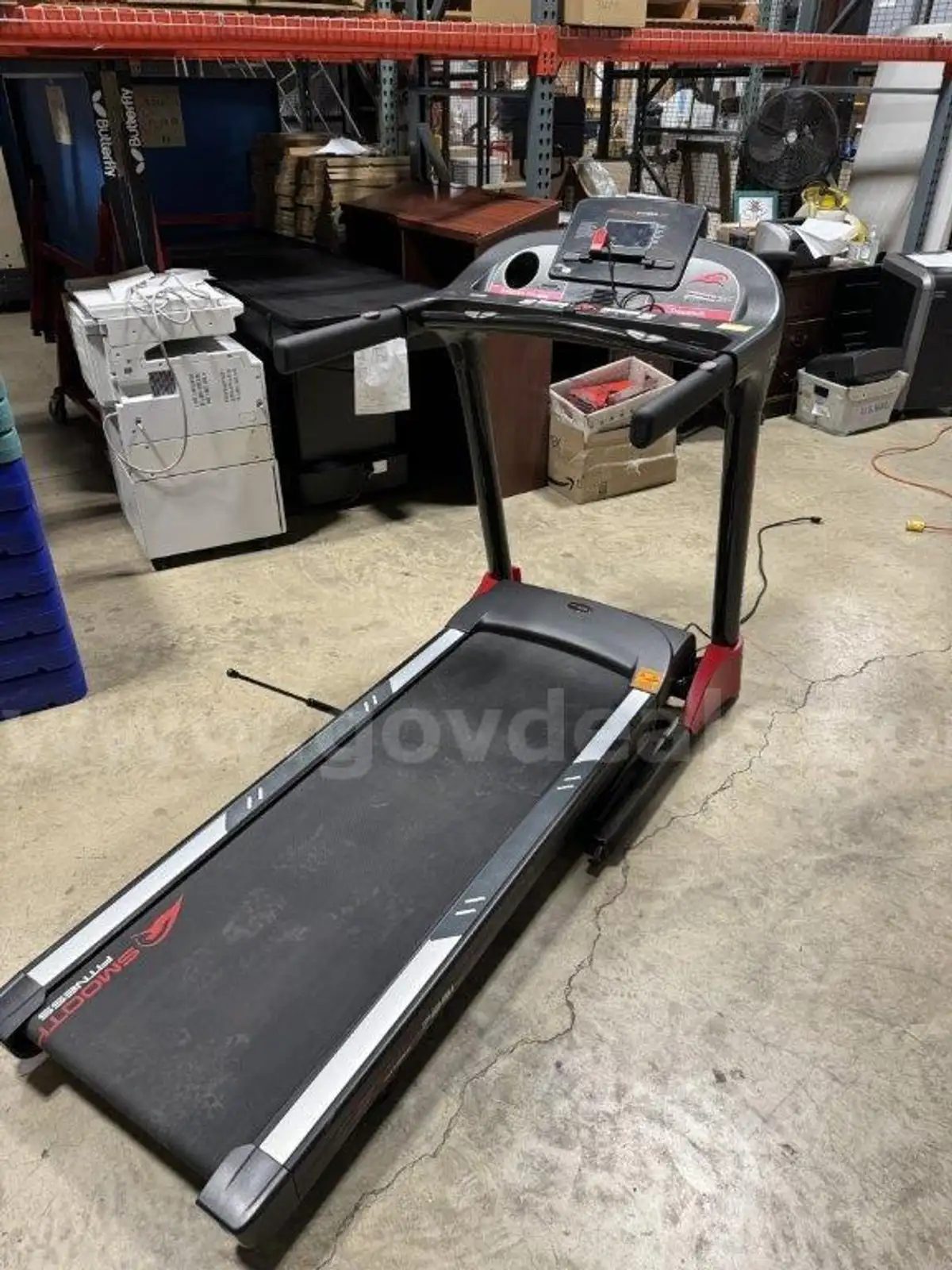 Smooth Fitness Treadmill 735 | AllSurplus