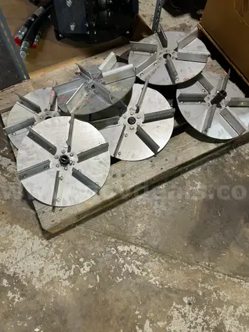 Stainless Steel Spreader Spinners | AllSurplus