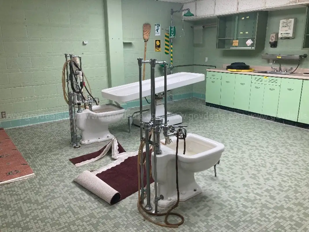 Embalming Room Layout Ventilation And Lighting In Funeral Homes And