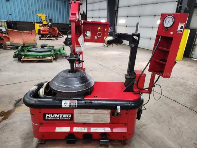 Hunter TC2000 Tire Machine | GovDeals
