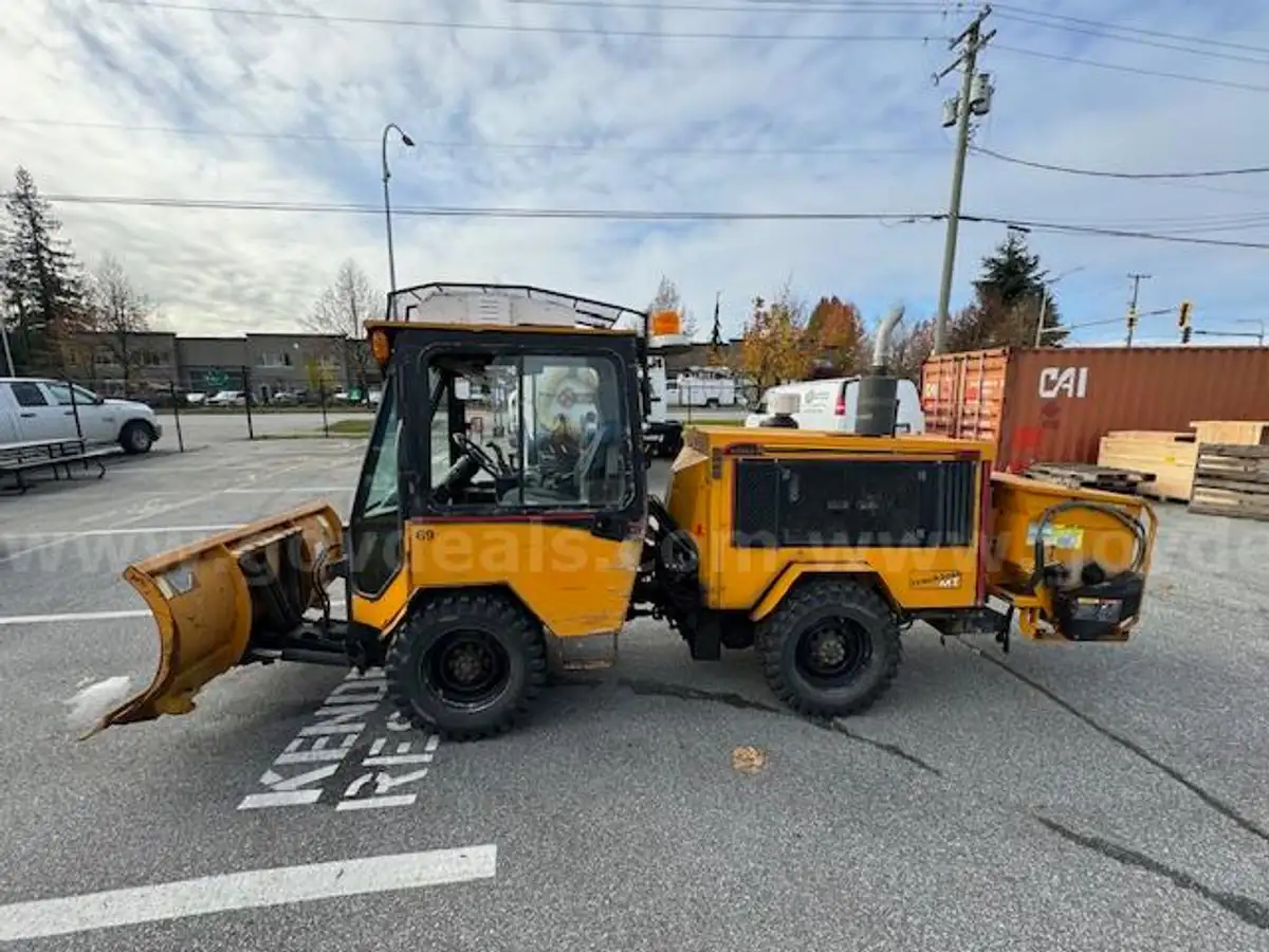 Trackless MT6 W/ Plow & Air conditioning | AllSurplus