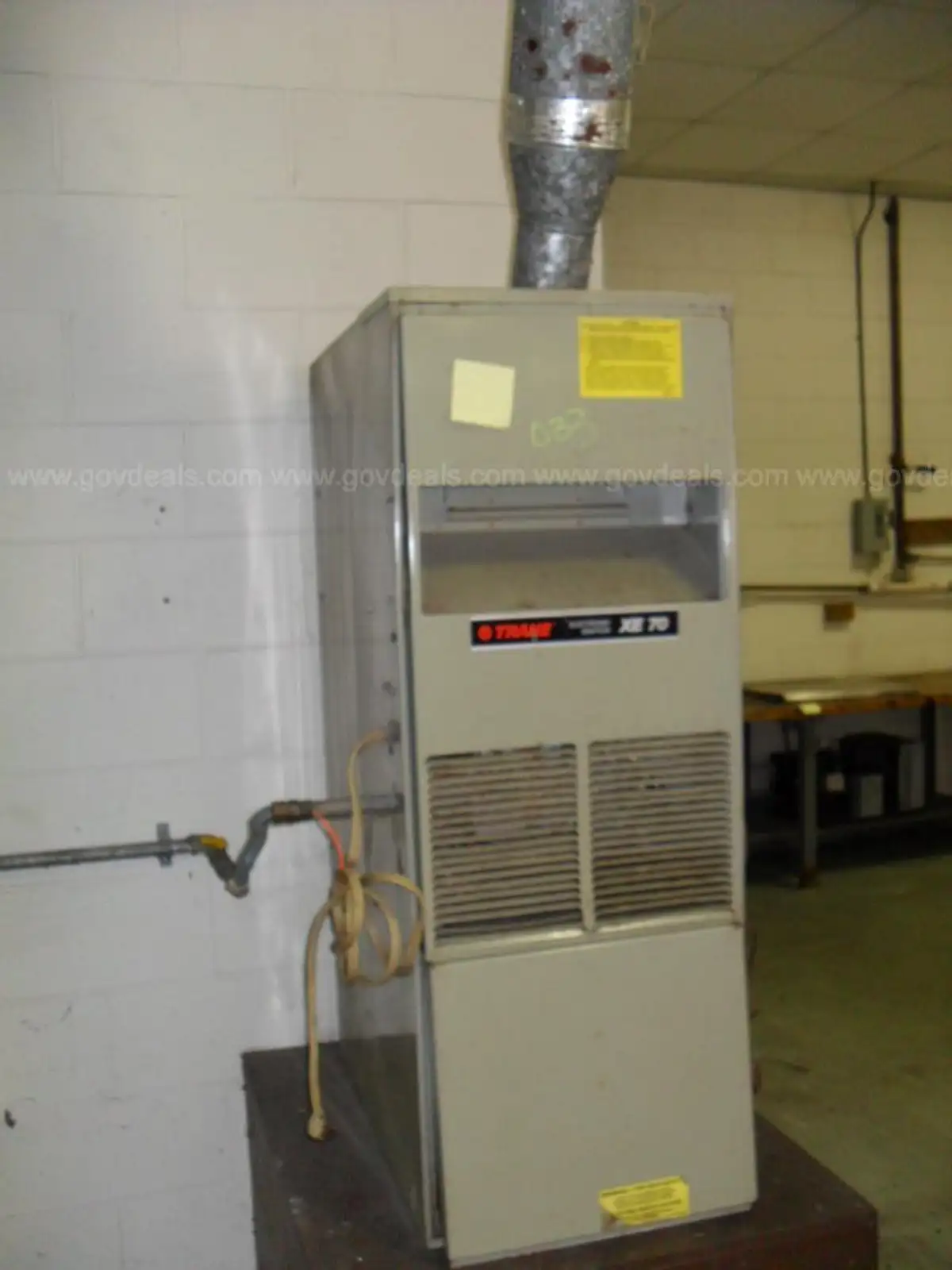 Trane XE 70 Unit | GovDeals