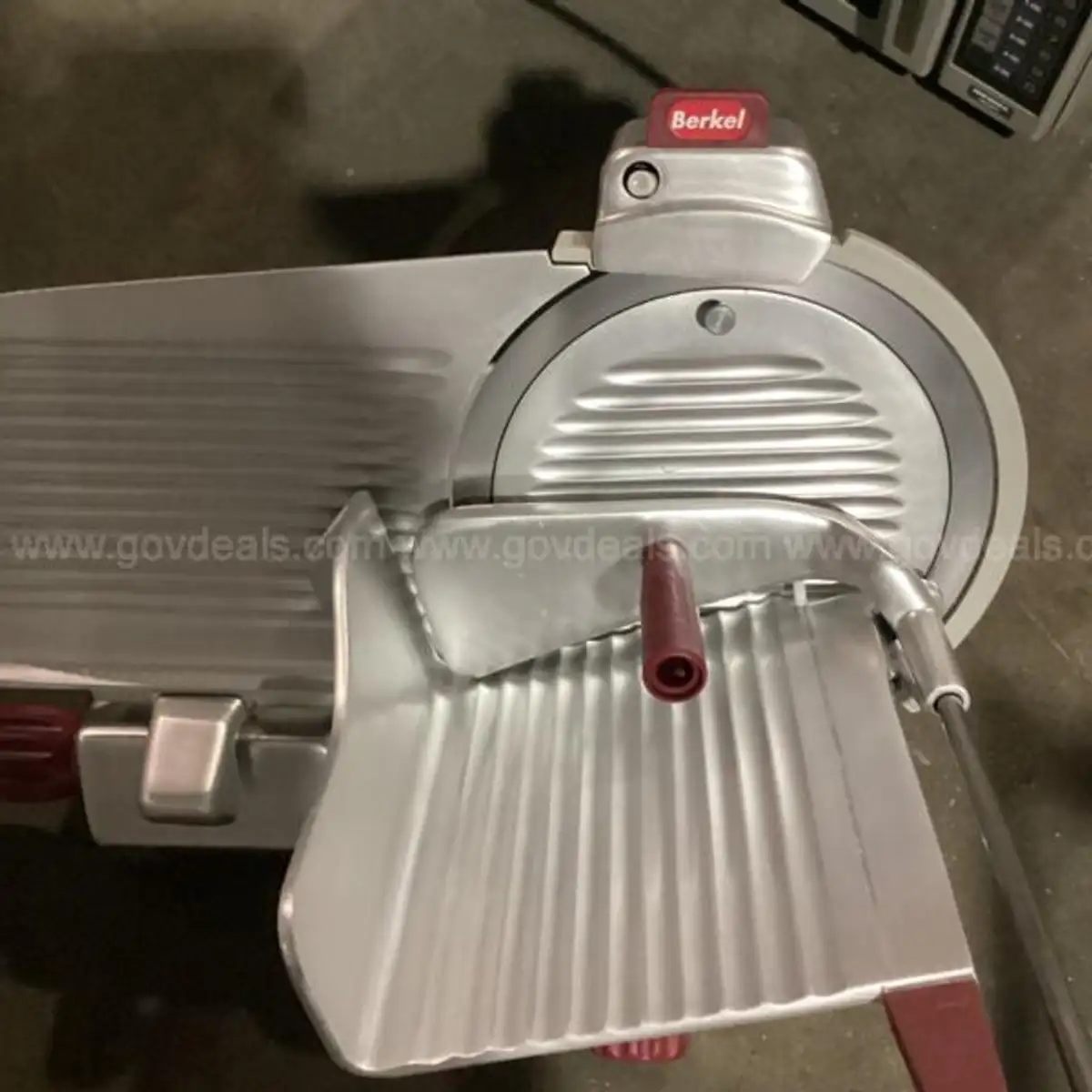 Berkel Meat Slicer 827A | AllSurplus