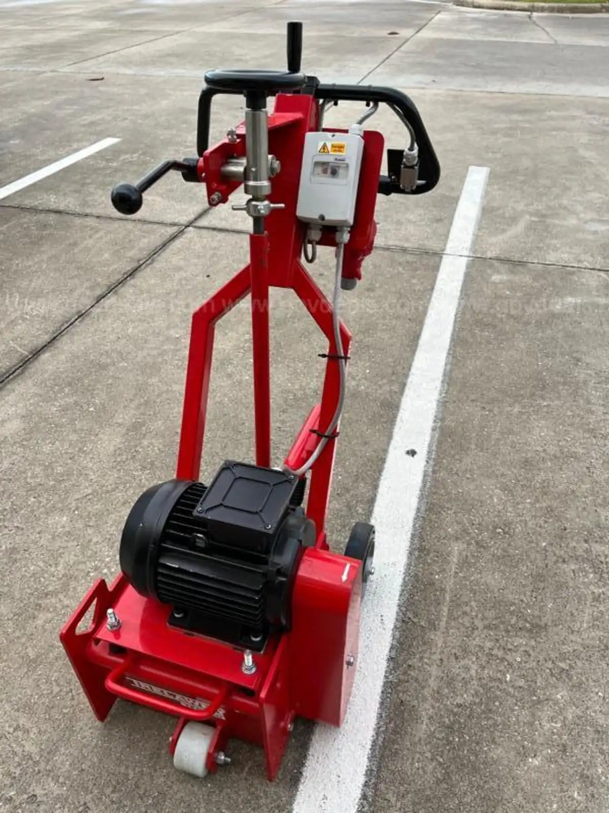 Trelawny TFP260 Floor Planer 415v -- New | AllSurplus