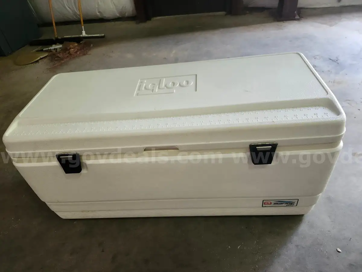Igloo Cooler 128QT | GovDeals