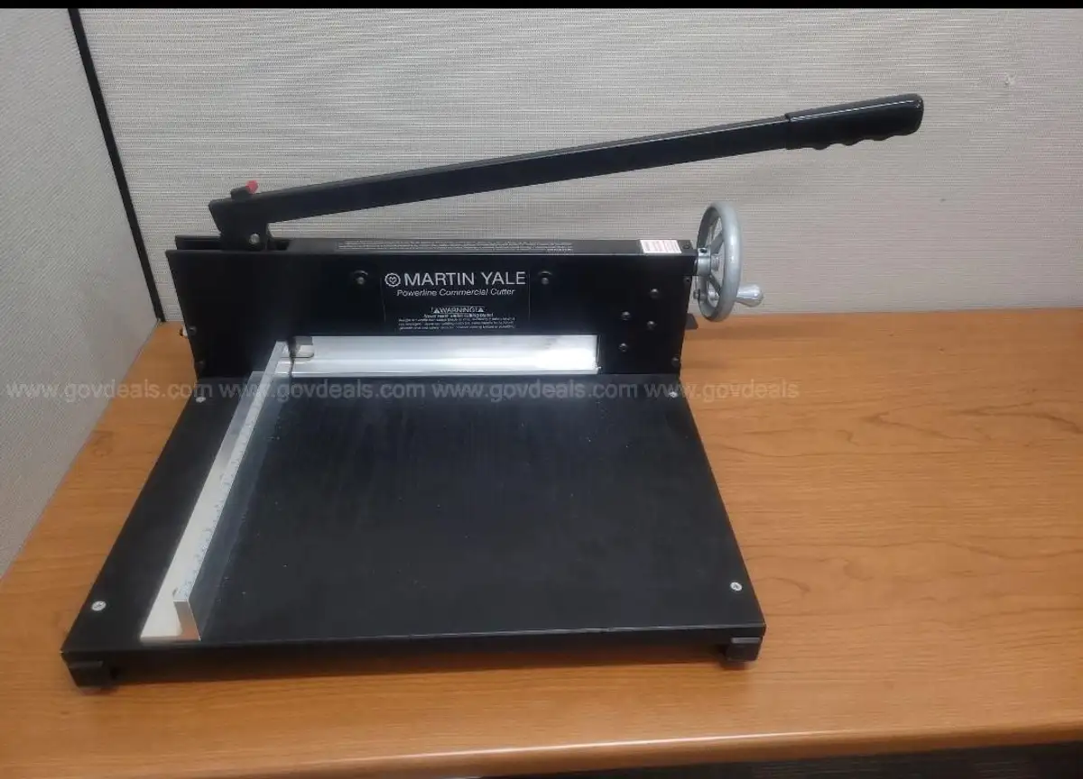 MARTIN YALE Powerline Commercial Cutter | AllSurplus