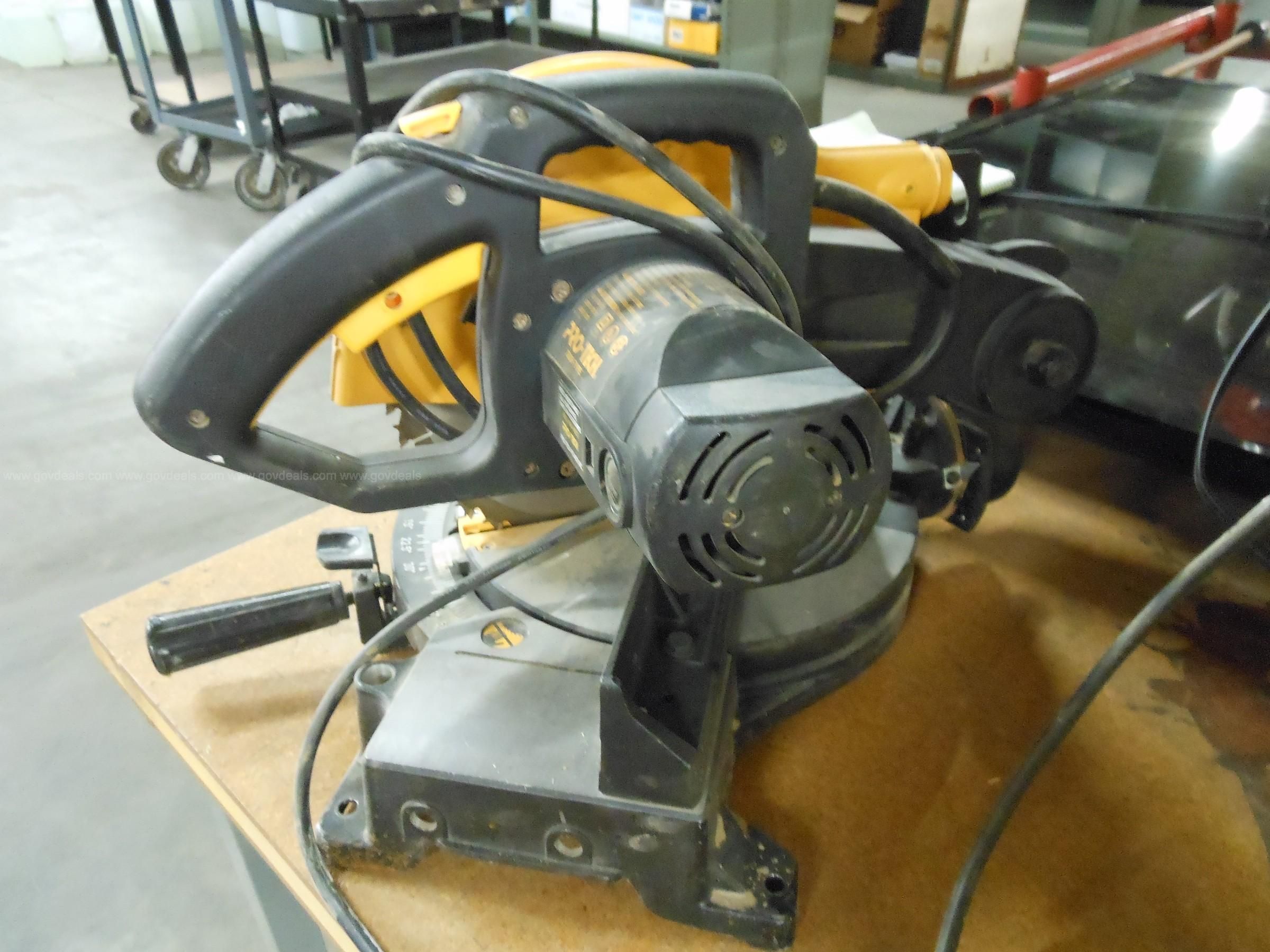 3553 1 Used Pro Tech 10 compound miter saw GovDeals