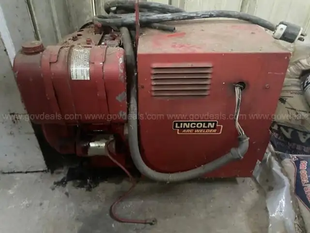 Lincoln Weldanpower 150 Welder/Generator | AllSurplus