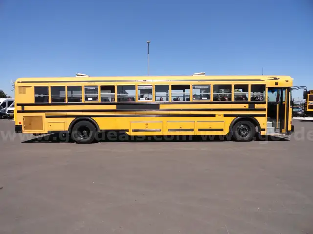 2005 Bluebird All American | AllSurplus