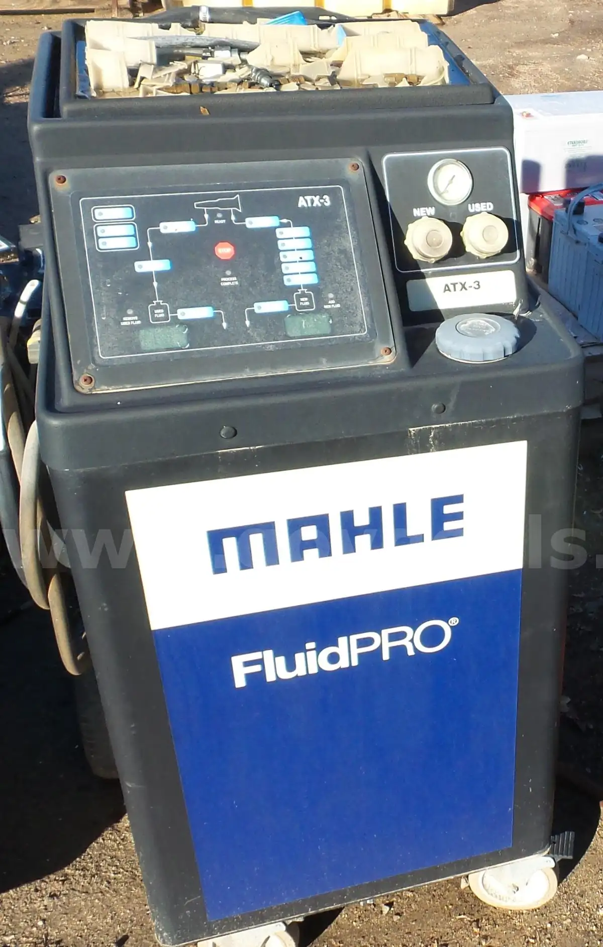MAHLE TRANSMISSION FLUID EXCHANGE MACHINE | AllSurplus