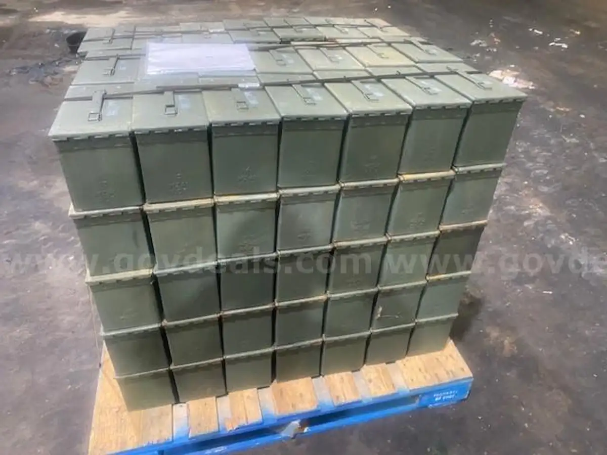 Lot of (105) Ammo Cans on one Pallet | AllSurplus
