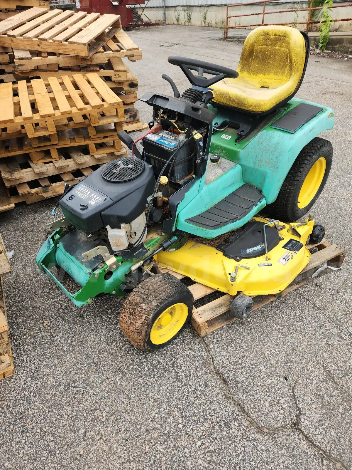 25-004 John Deere GX335 | AllSurplus