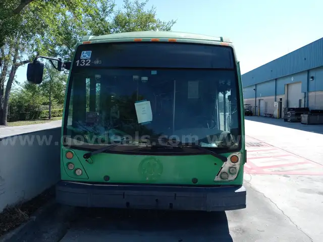 2013 NovaBus LFS Articulated | GovDeals