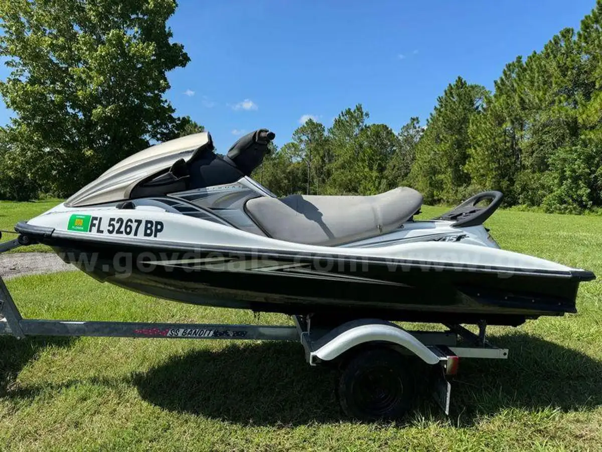 2010 KAWASAKI STX-15F Jetski | AllSurplus