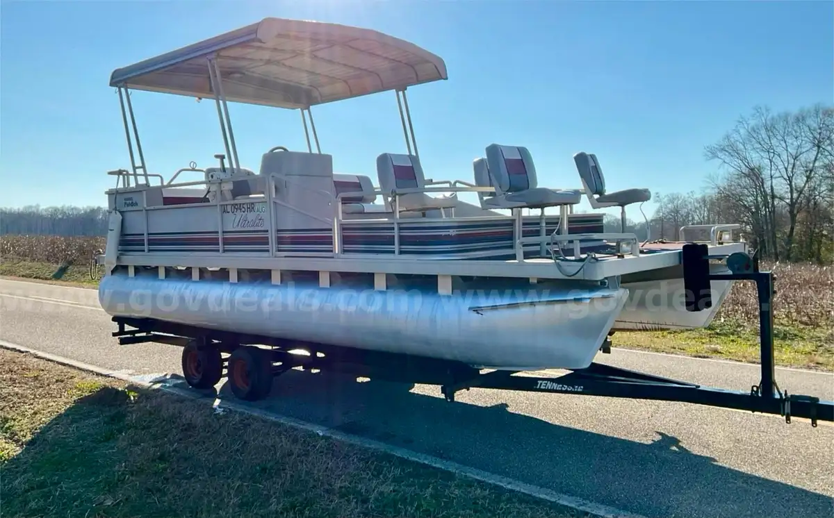 1990 Harris Flotebote 20’ Pontoon Boat & Trailer | GovDeals