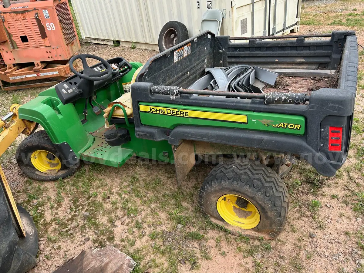 John Deere Gator TX 2x4 | AllSurplus