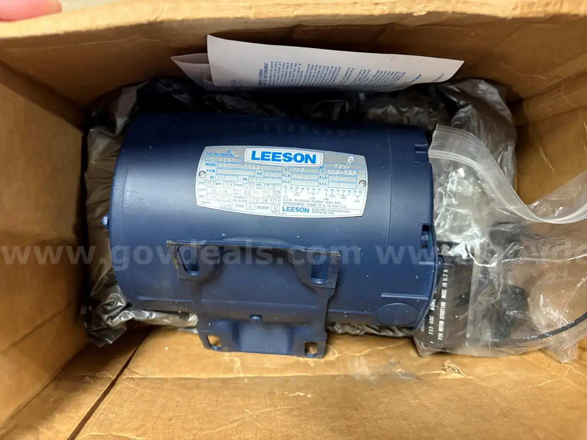 Leeson A4C17NB28C 1/2hp motor | GovDeals