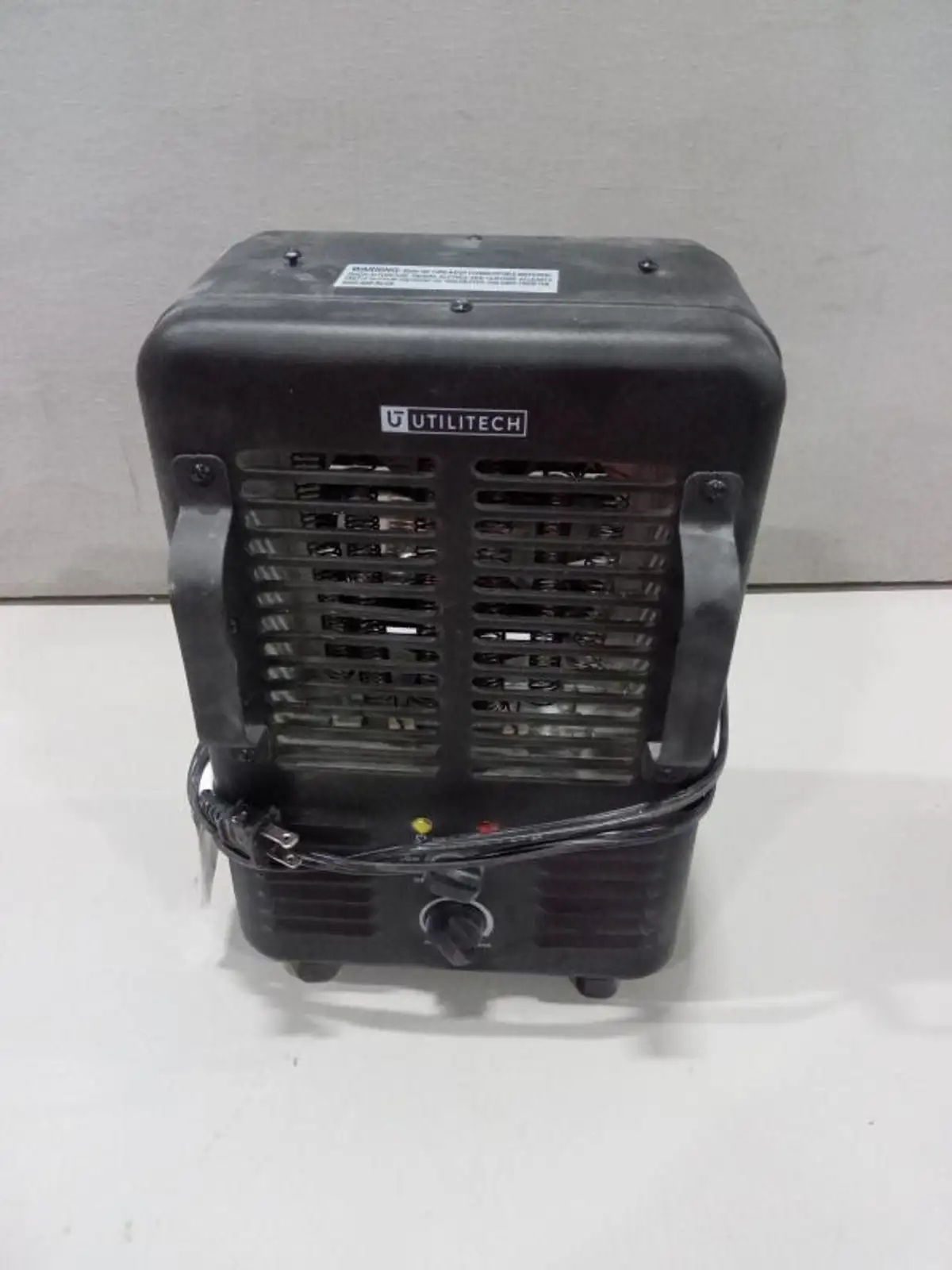 Utilitech Up to 1500-Watt Utility Fan Utility Indoor Electric Space ...