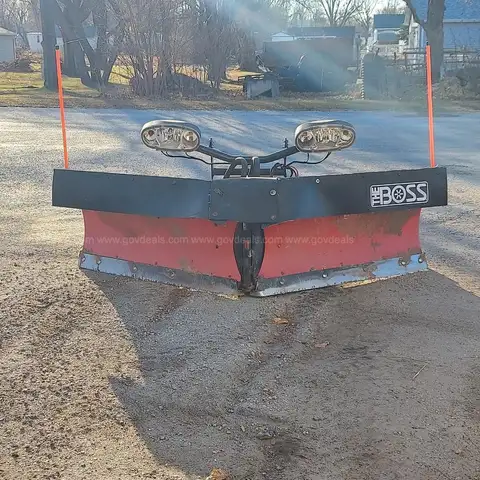Boss Plow 9'2" | AllSurplus