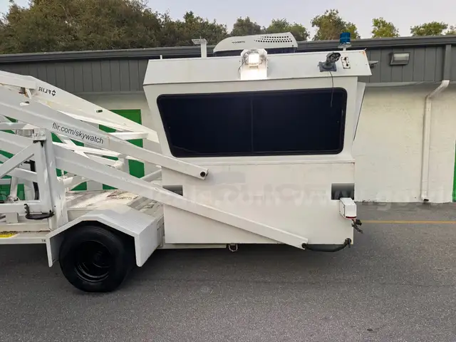 FLIR SkyWatch Mobile Security Surveillance and Deterrence Police Tower ...