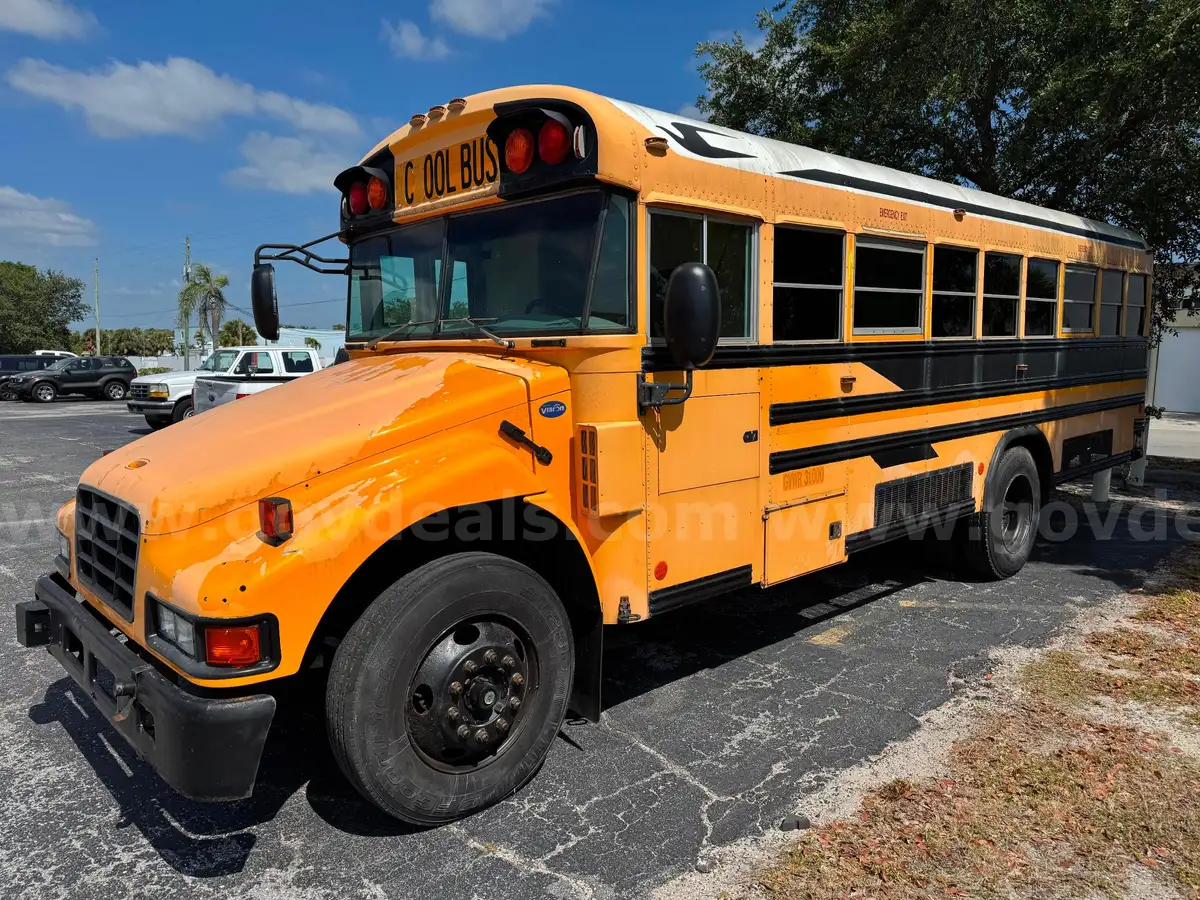 2006 Blue Bird Vision Bus motorhome conversion RV | AllSurplus