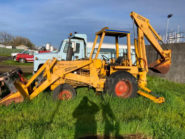 1975 Case 580B Construction King Backhoe | GovDeals