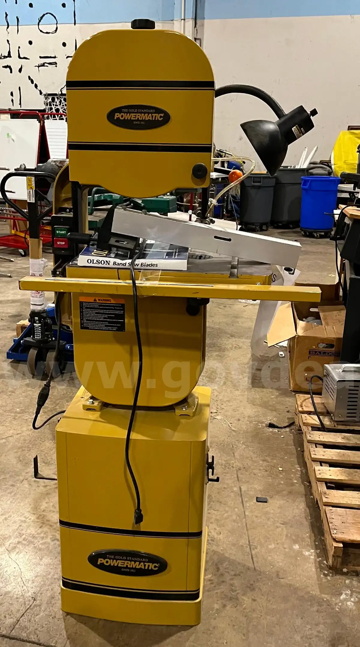 Powermatic 14" Bandsaw w/Stand | AllSurplus