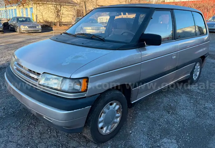 1992 Mazda MPV | GovDeals