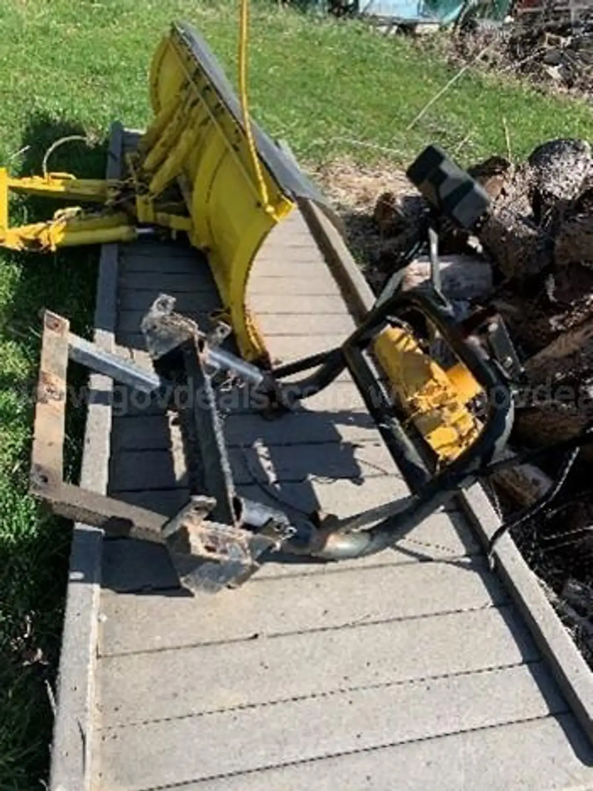 1996 Meyer 7.5 E60 Snow Plow | AllSurplus