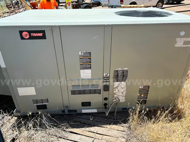Trane 10 Ton AC Unit | AllSurplus