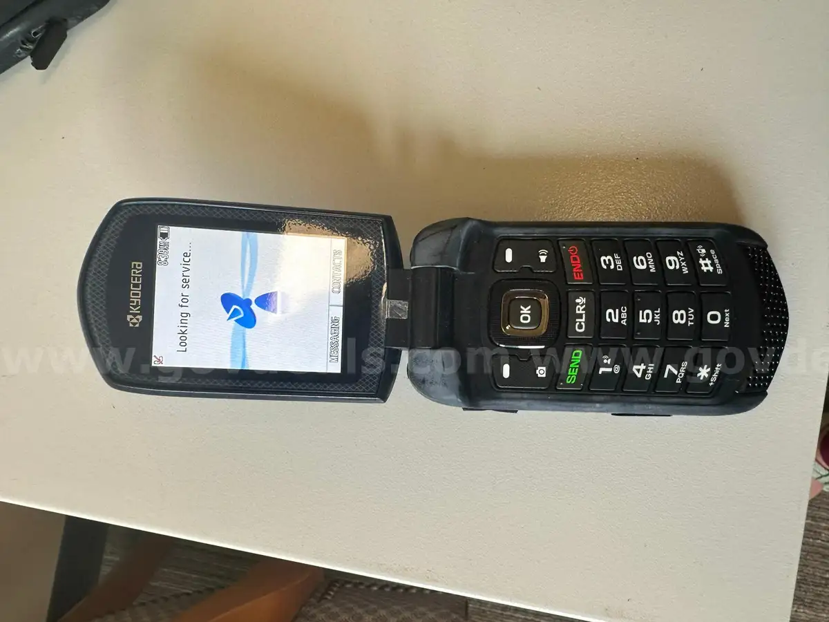 lot of 3 Kyocera Flip Phones | GovDeals